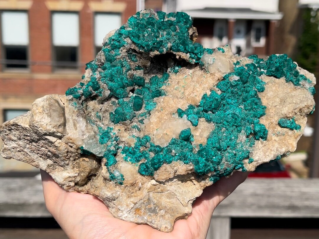 UNIQUE BRIDGE & Tunnel! Dioptase With Calcite • Altyn- Tyube ...