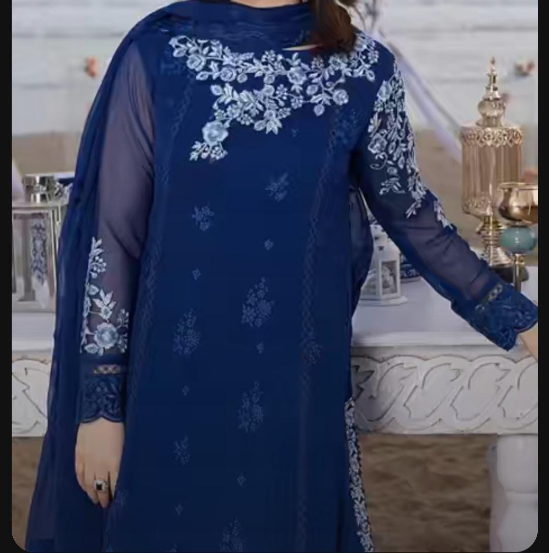 Pakistani Clothes, Ready-made, Designer Clothes, Shalwar Kameez ...