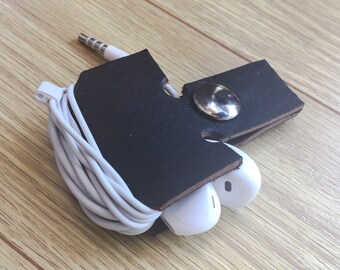 Earbud holder | Etsy