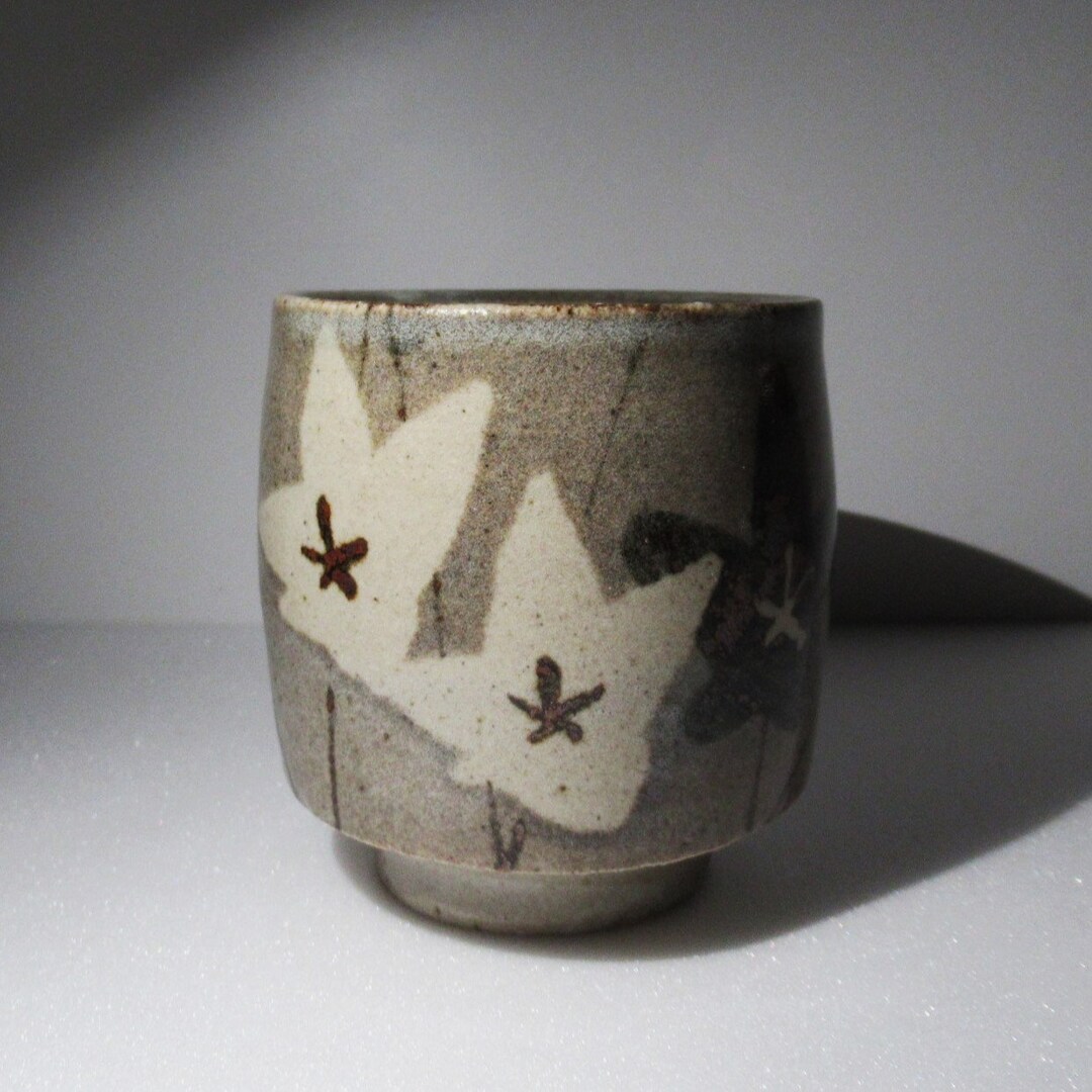 Mashiko Ware tetsue Bellflower Pattern Yunomi Teacup by Hiroshi Murata ...