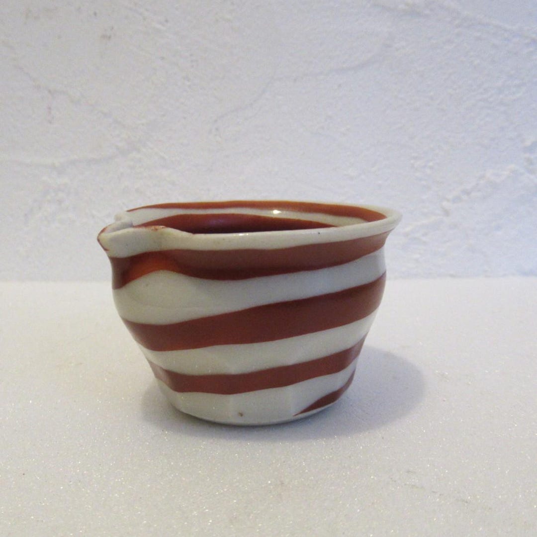Vintage Seto Ware akae Spiral Pattern Sake Cup. Japanese Pottery. First ...