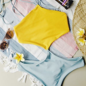 Colorblock One-piece Women’s Swimsuit Monokini With Scrunch Butt and ...