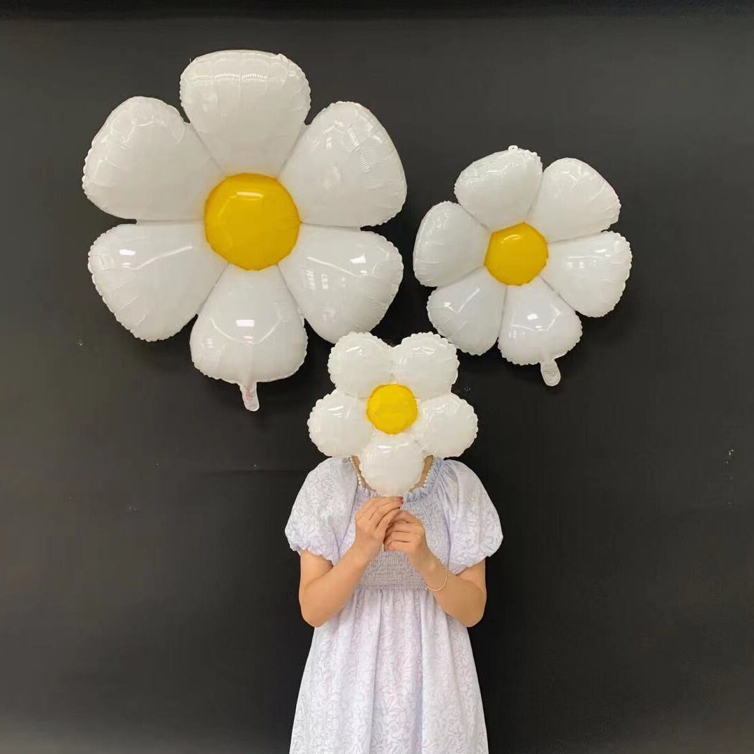 2 White Daisy Birthday Party Balloons Decoration - Etsy