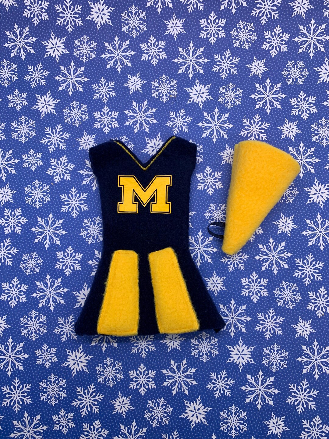 Michigan Cheerleader Elf Elf Costume, Elf Clothes, Elf Accessories ...