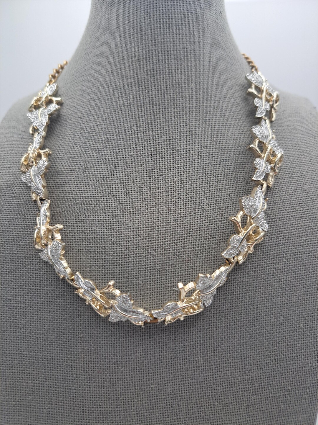 Sarah Coventry Two Tone Leaf Necklace - Etsy