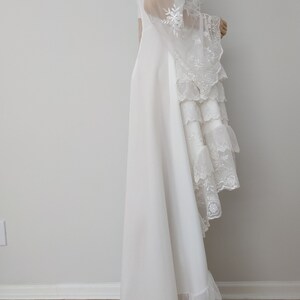 Off-the-shoulder Bohemian off White Wedding Dresses Wedding Boho High ...