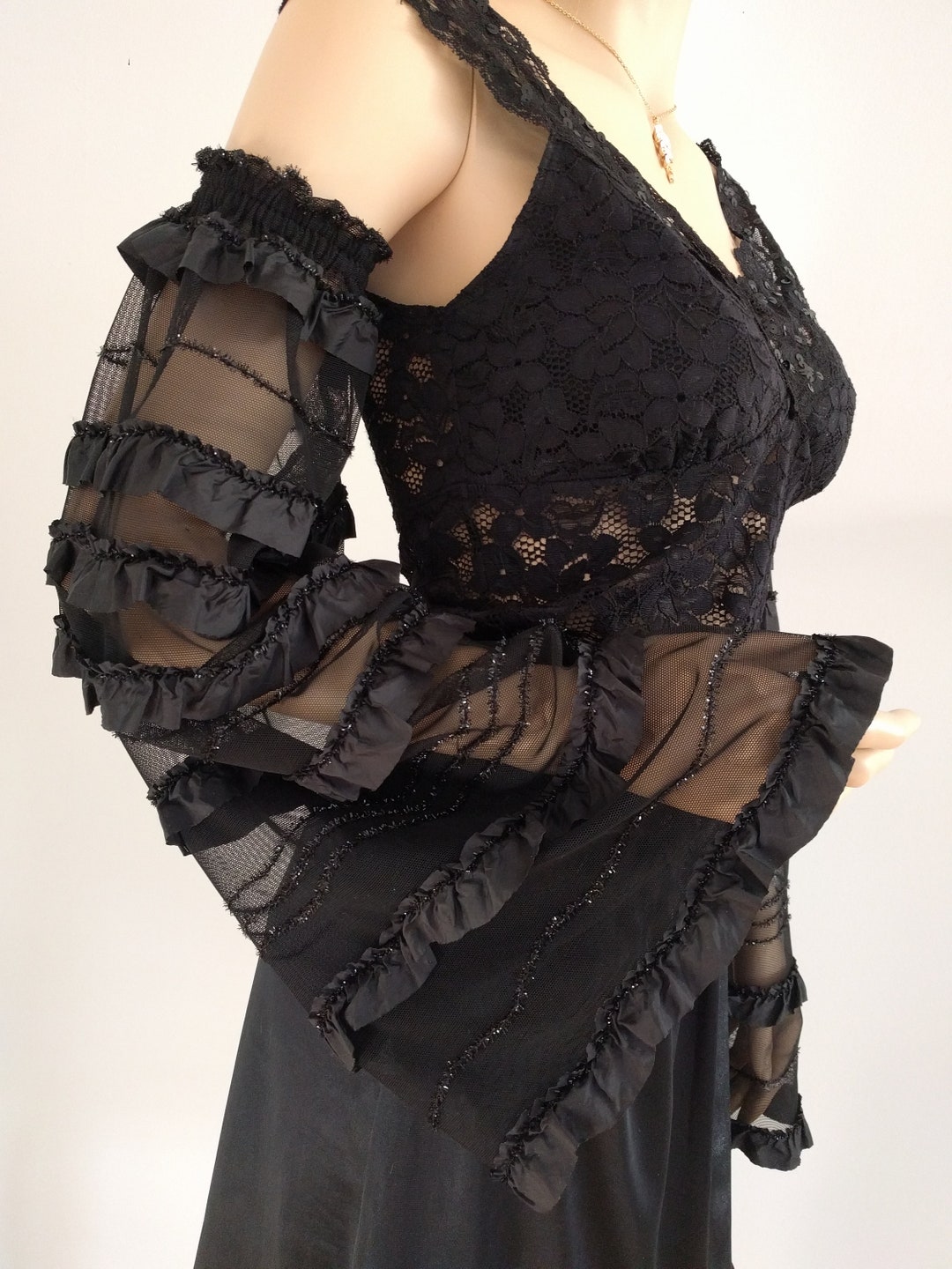 Black Lace Tulle Raffles Sleeves - off Shoulder Boho Removable Sleeves ...
