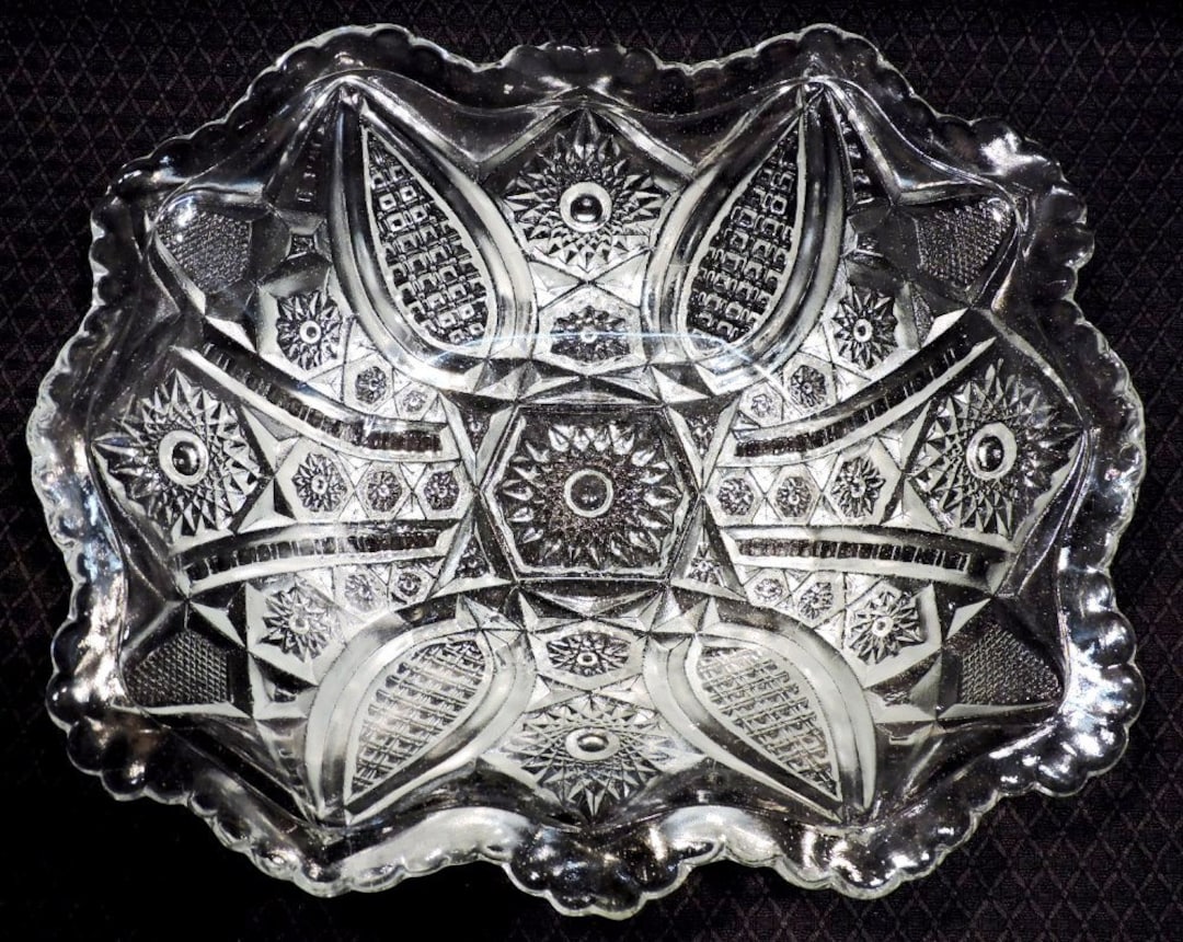 Vintage Indiana Glass Paneled Daisy Pattern Large Rectangular Fruit ...