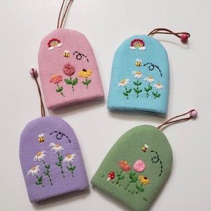 Hand Embroidery Key Cover. Cute Handmade Embroidery Key Case. Pull-out ...