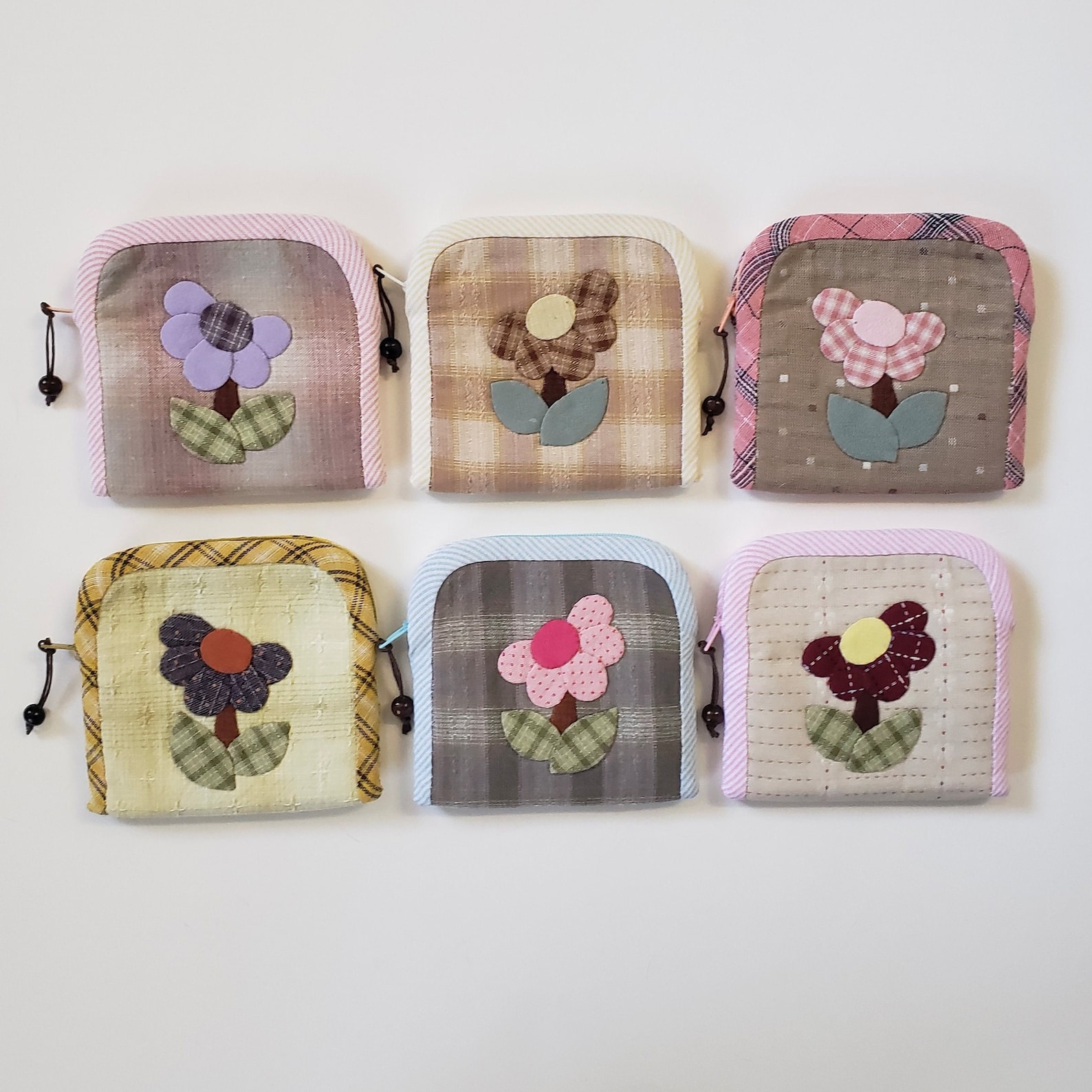 Applique Flower Coin Purse: Handmade Card Holder - Etsy