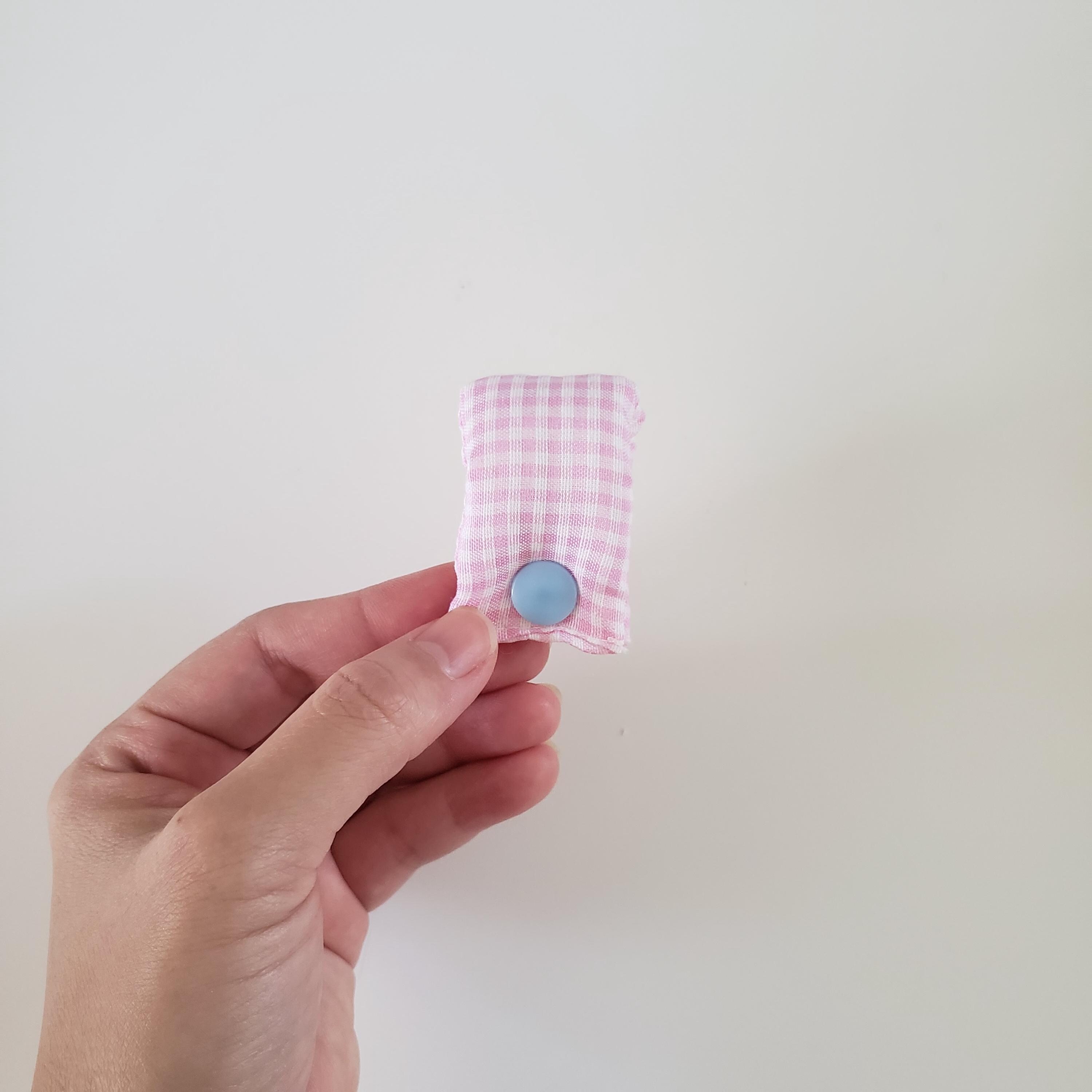 Gingham Fabric Cable Organizer: Handmade Cord Wraps, Snap Closure - Etsy