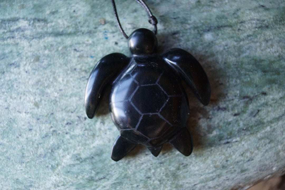 New Zealand Greenstone / Pounamu Turtle Pendant - Etsy