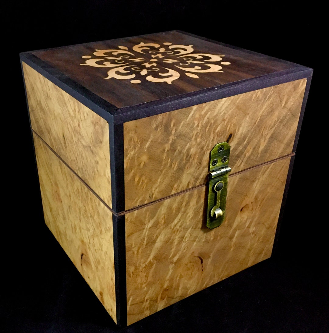 Wood Box - Medium/large - Myrtle Burl, Charred Walnut, Red Oak - Etsy