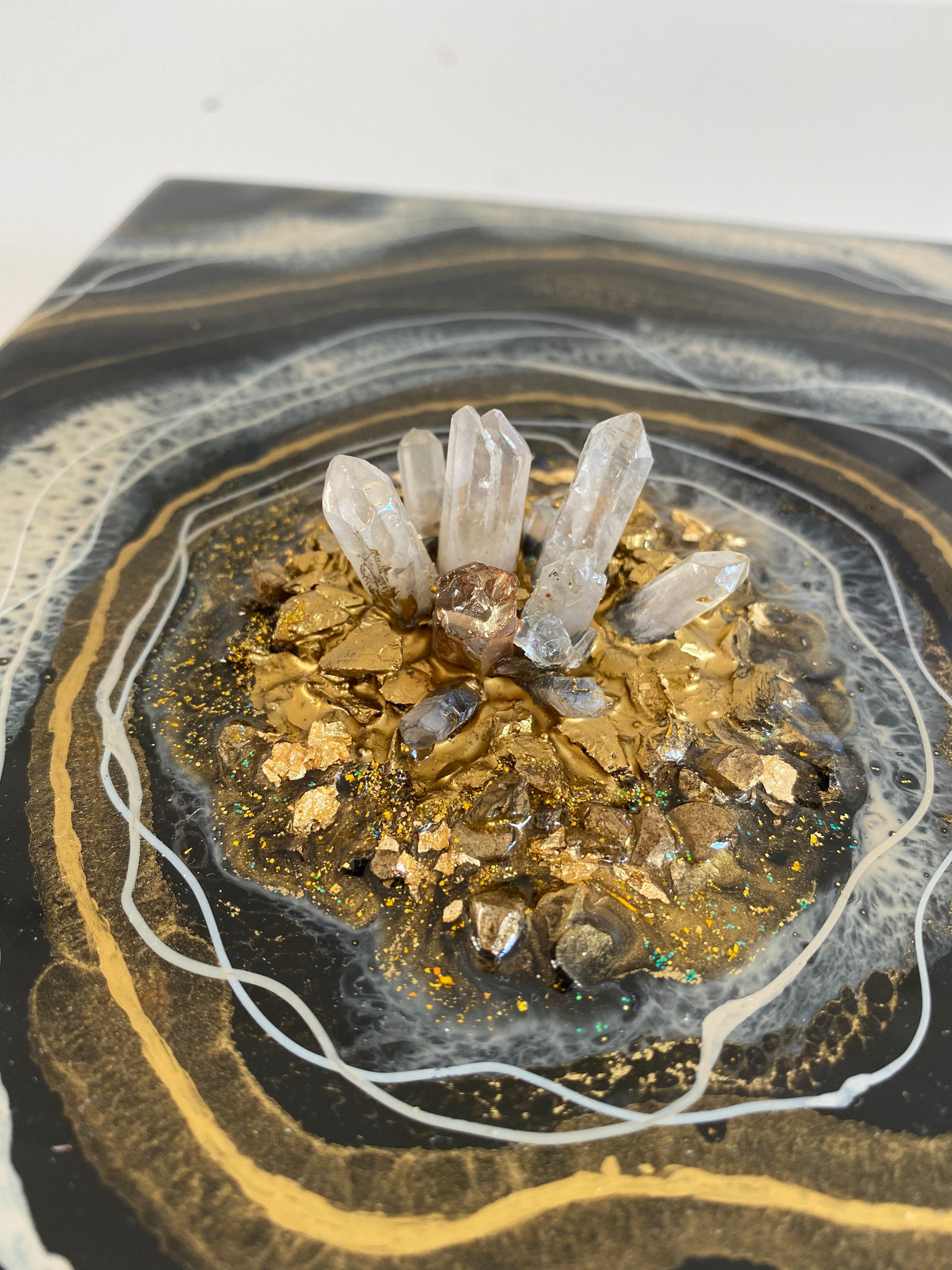 Small Resin Geode Paiting "opium" | Pating, Canvas, Resinart, Geode Art ...