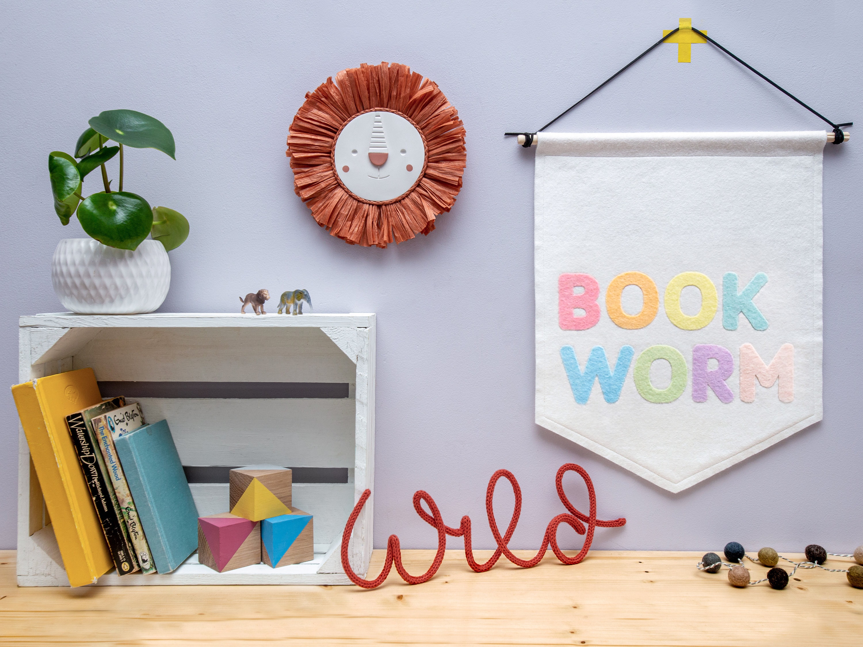 Book Worm Wall Banner Flag. Nursery Decor. Felt Hanging. - Etsy