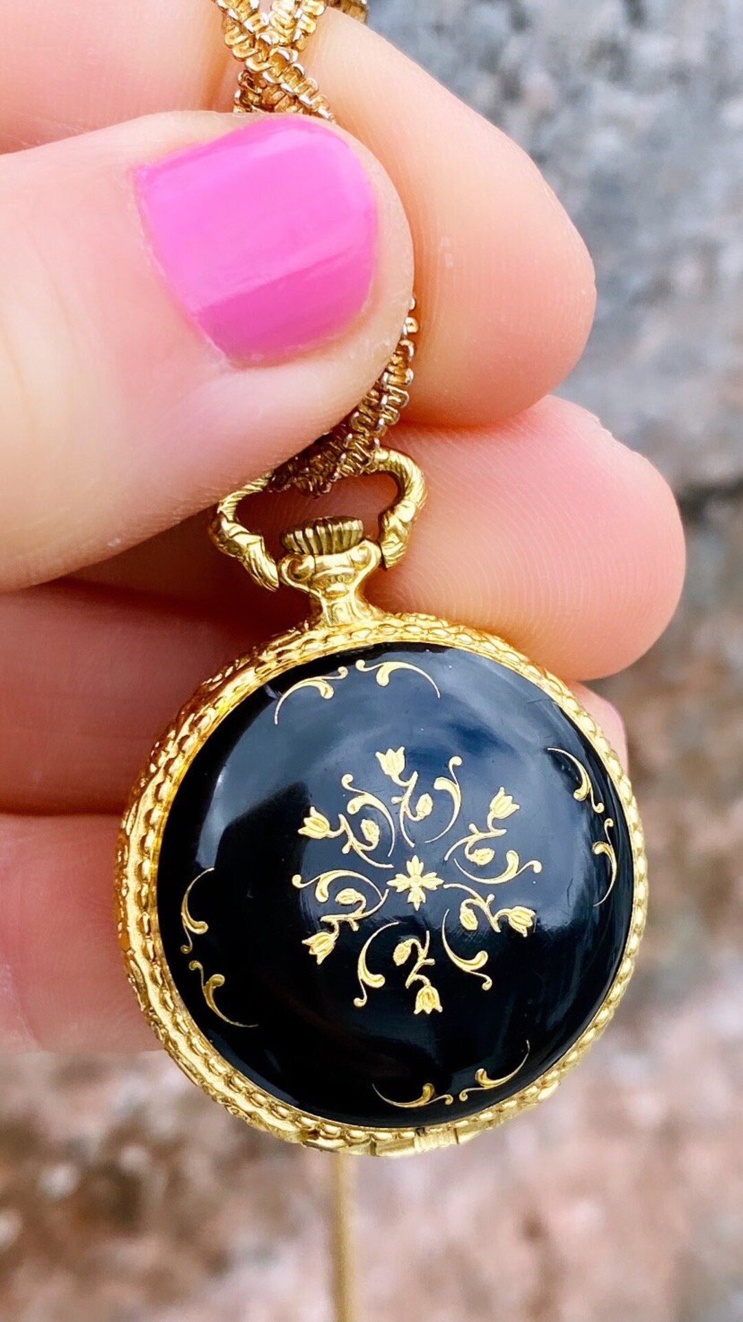 Vintage Caravelle Lady Pocket Watch Black Enamel Gold Tone Floral ...