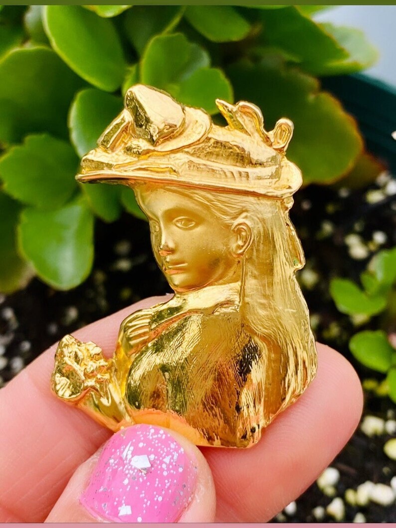 Jean Luc Morin Gold Tone Lady With Hat MBAM Made in Canada #144 - Etsy