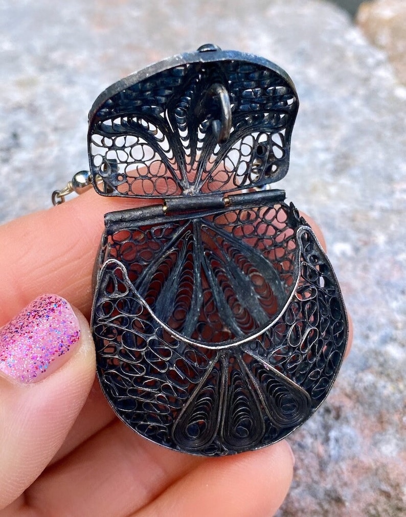 Vintage Silver Metal Filigree Small Purse Chain Necklace, 34” Long #582 ...