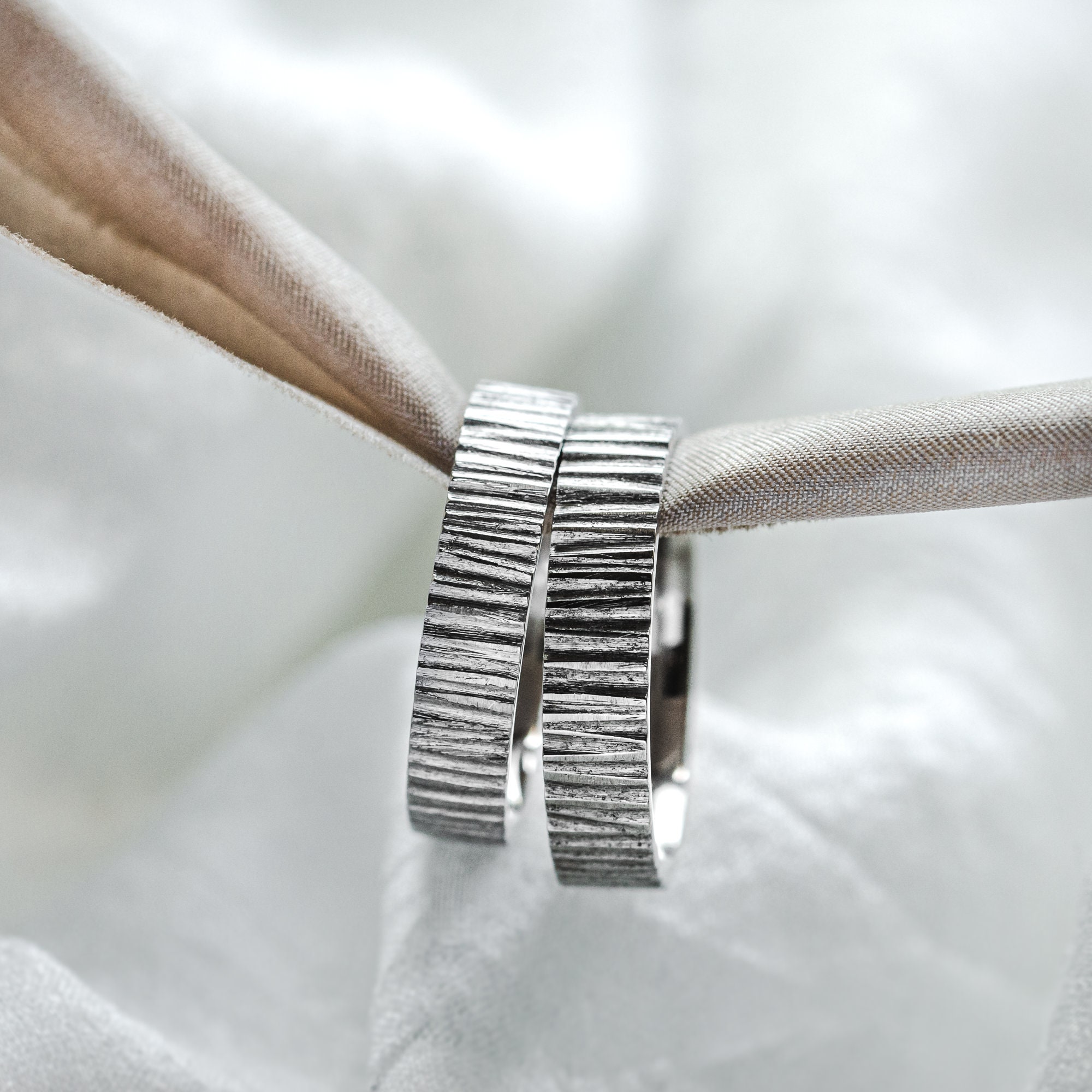 Tree Bark Wedding Ring, Matching Wedding Rings, Couple Wedding Bands - Etsy