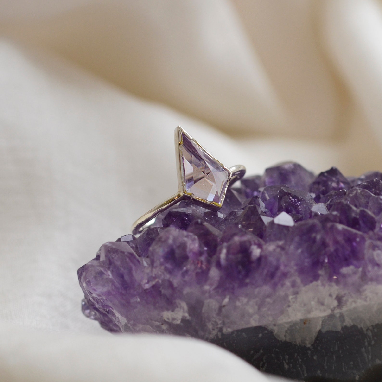 Unique Amethyst Engagement Ring Kite Shaped Gemstone Ring - Etsy
