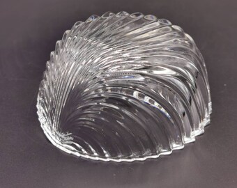 Shell Shaped Bowl - Etsy