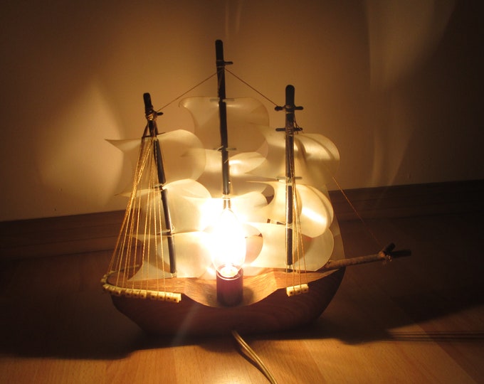 Decorative Ship Lamp, Vintage Model Ship, Vintage Lamp, Nautical Decor ...