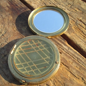 Brass Powder With Mirror, Pocket Mirror, Vintage Powder Box, Pocket ...