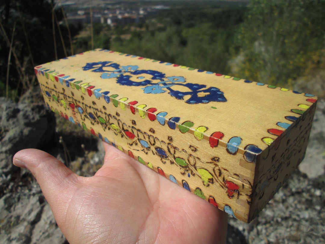 Handmade Pyrography Wooden Pen Box: Vintage Pencil Organizer - Etsy