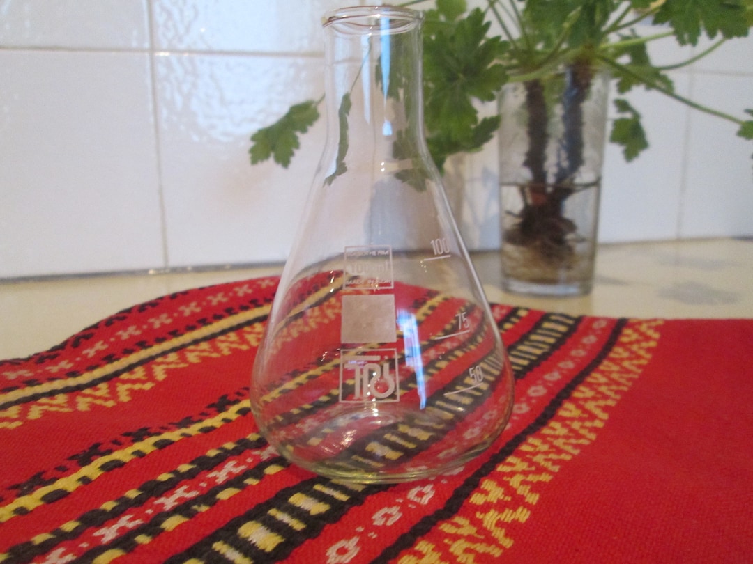 Vintage Erlenmeyer Flask: GDR Laboratory Glass, Chemistry Decor - Etsy