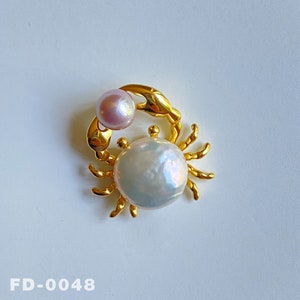 Handmade Crab Pendant Necklace With Natural Freshwater Pearl / Unique ...