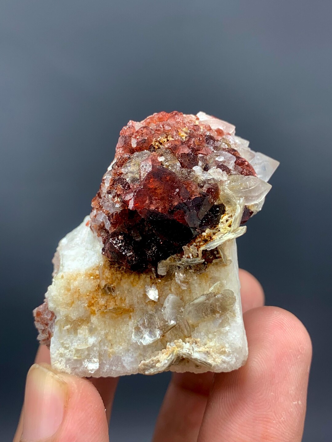 Very Unique Shape Red Garnet Specimen , Etched Garnet Combine Quartz ...