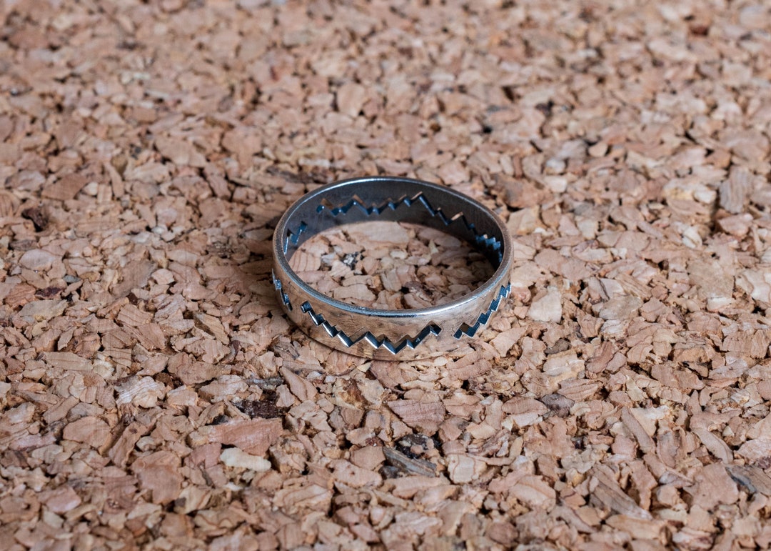 Sterling Silver Fractured Mountain Range Ring - Etsy