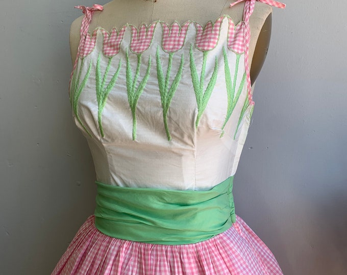 1950s 50s Vintage Pink Gingham Tulip Floral Sundress by Look-alikes by ...