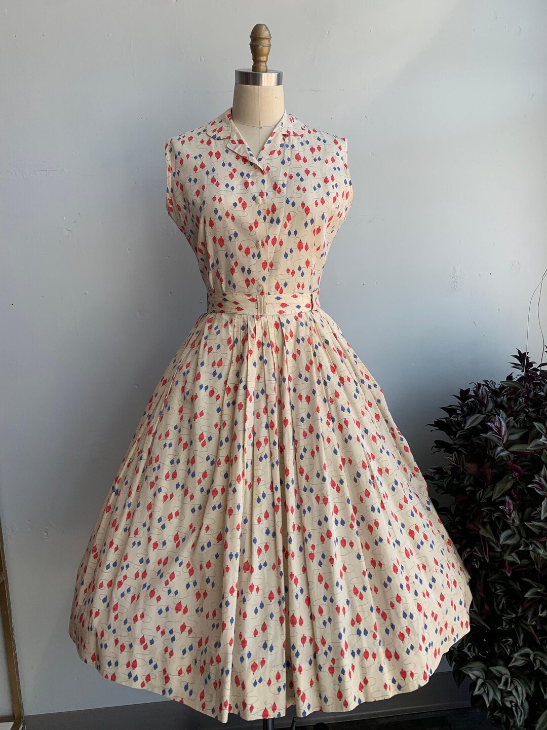 1950s Two Piece Spinning Tops Novelty Print Skirt & Blouse Dress Set - Etsy