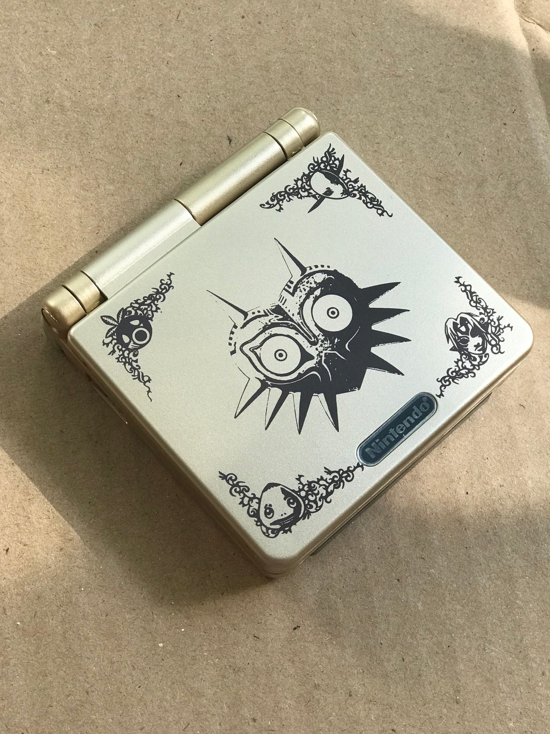 Nintendo Game Boy Advance GBA SP Zelda Majoras Mask Custom Gold System ...