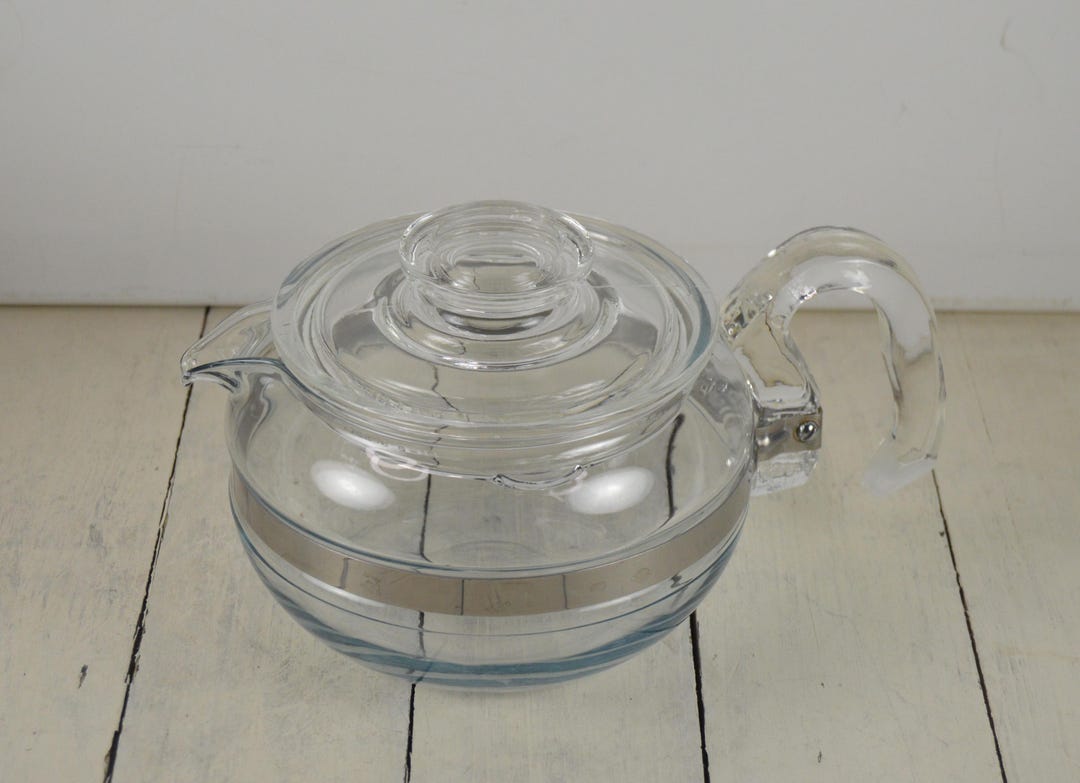 Pyrex Flameware 8446B 6 Cup Glass Teapot With Lid, Metal Band With ...