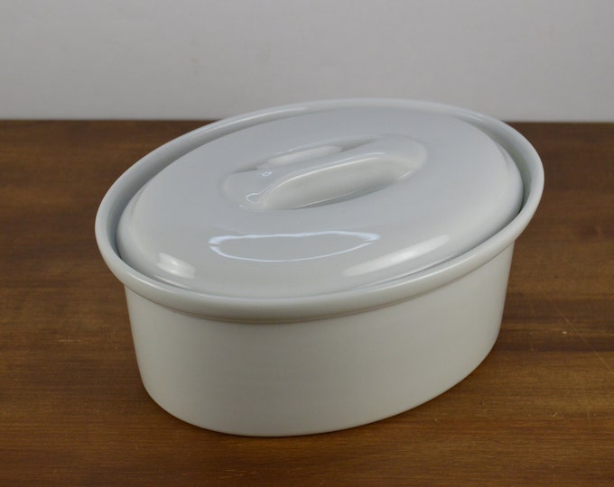 Apilco CLASSIC WHITEWARE 1 Quart Oval Covered Casserole 5, All White ...