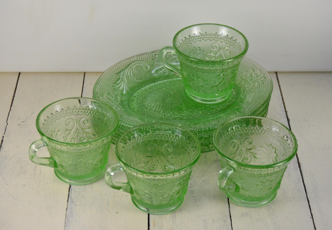 Set of 4 Tiara SANDWICH CHANTILLY GREEN Snack Plate Cup Sets 8 3/8 ...