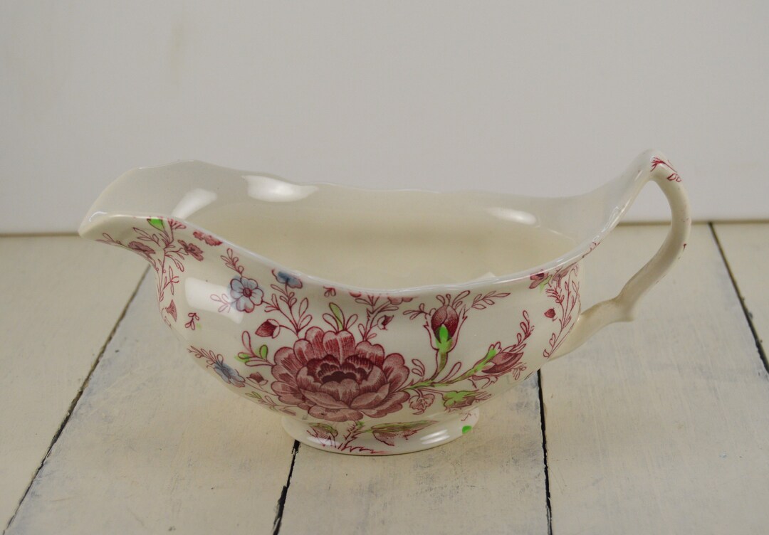 Johnson Brothers ROSE CHINTZ PINK Gravy Boat, Sauce Boat, Made in ...