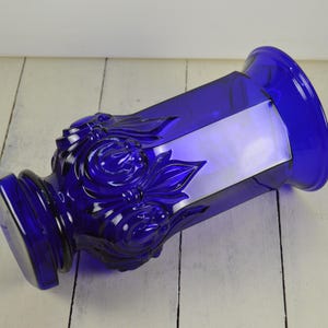 Tiara 10 QUEENS VASE Cobalt Blue, Round Rim Paneled Sides and Base ...
