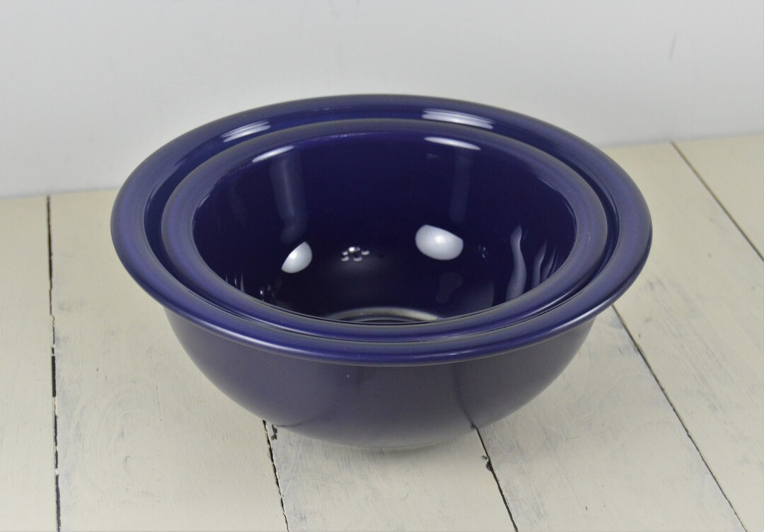 Set of 2 Pyrex Dark Blue Mixing Bowls, 322 323, 7" 8.25", 1 - 1.5 ...