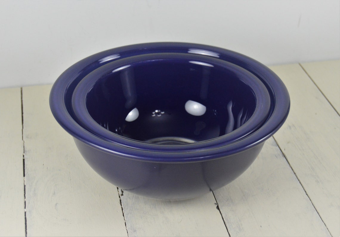 Set of 2 Pyrex Dark Blue Mixing Bowls 322 323 7 - Etsy