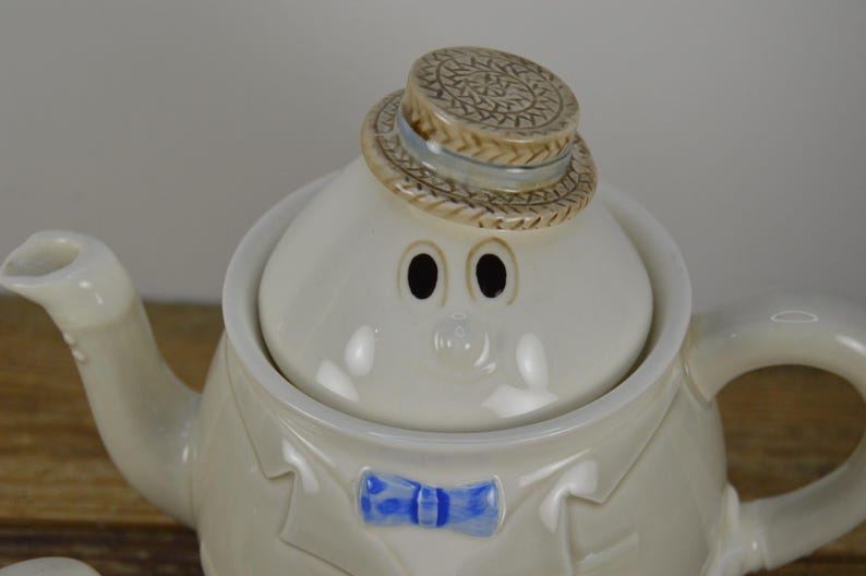 Fitz & Floyd Hump-tea-dump-tea Teapot and Cup Set, FF Japan, Fun ...