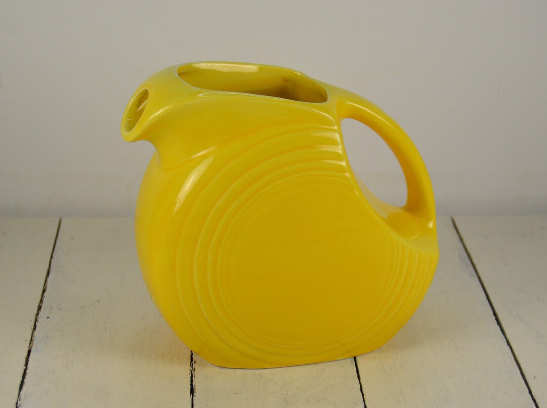 Fiesta SUNFLOWER or DAFFODIL Yellow 32 Oz Disc Pitcher, 5.75", Homer ...