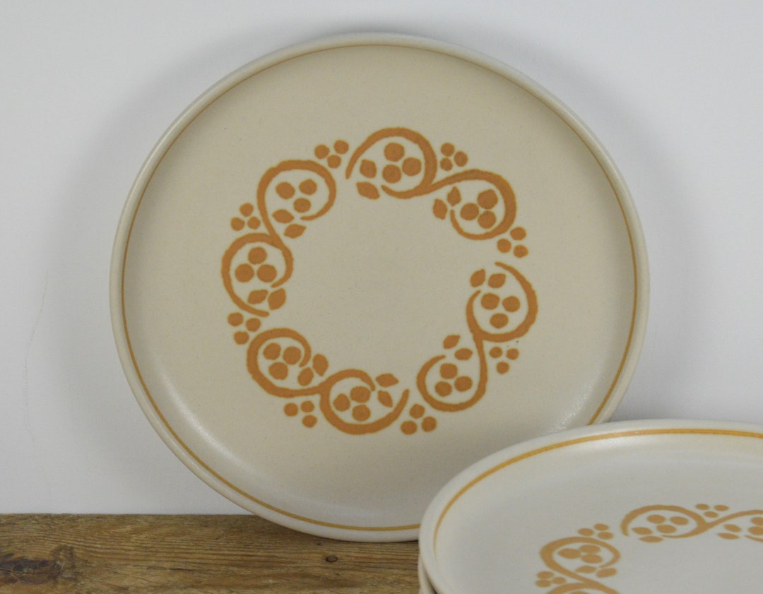 Set of 6 Denby-langley ENGLISH BROWN 8.25" Salad Plates, Beige With ...