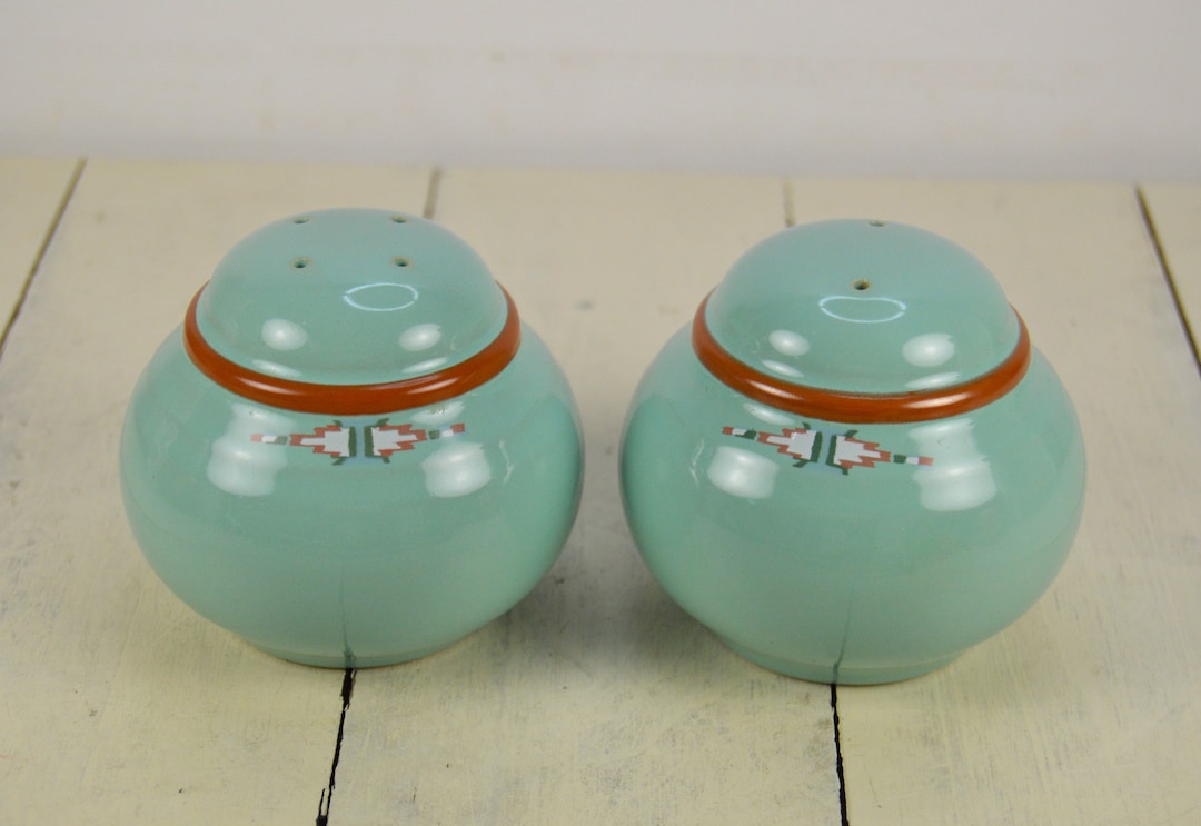 Noritake BOULDER RIDGE Salt and Pepper Shaker Set 2.75", 2/4 Holes ...