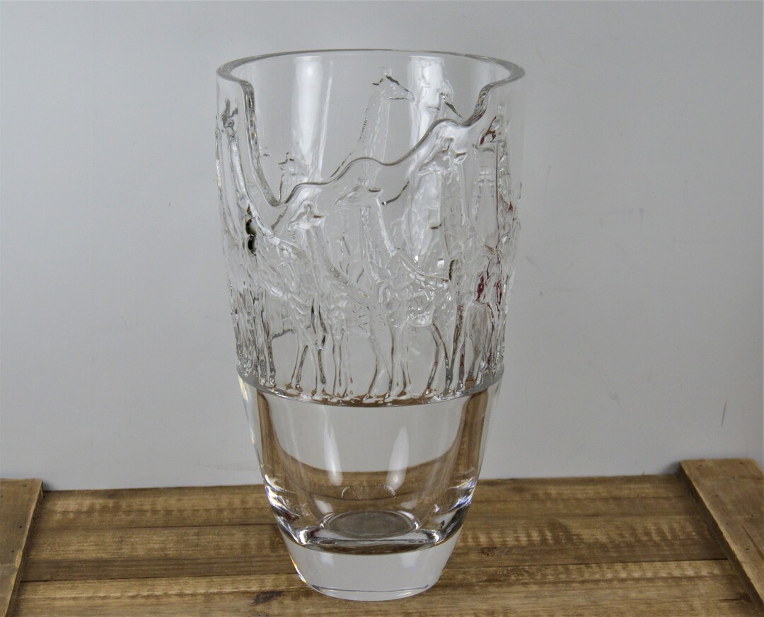 Nachtmann SAFARI Giraffe 10.5" Clear Glass Vase, Cut Out Rim, Parading ...