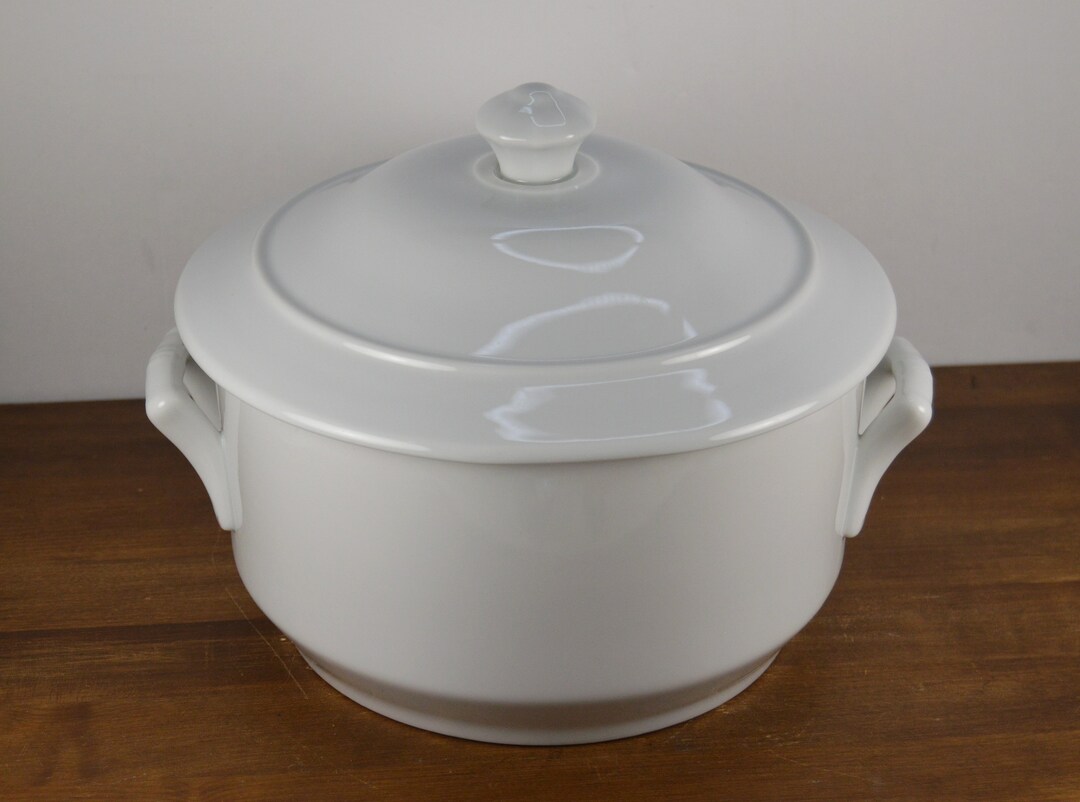 Apilco CLASSIC WHITEWARE 3 Quart Covered Casserole #10, Handles, All ...