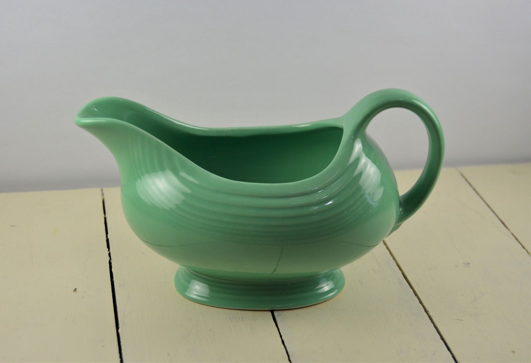 Fiesta MEADOW or Sea Mist Green Sauce Boat, Gravy Boat, Light Green ...