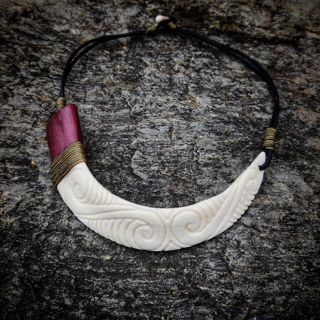 Tribal Necklace Choker Boar Tusk Hand Carved Wave Motif Maori Polynesia ...